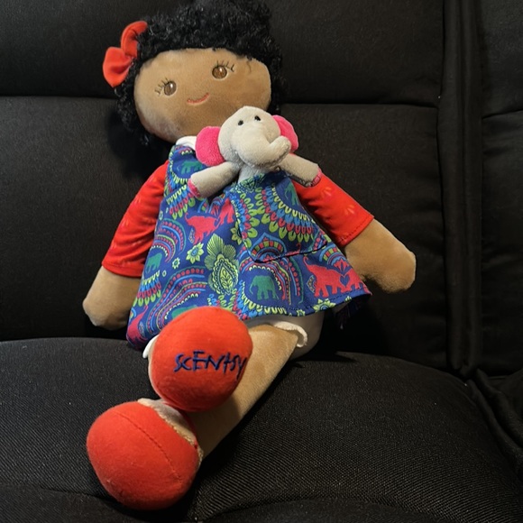 Scentsy | Other | Emily Scentsy Friend With Eliza The Elephant Mini ...